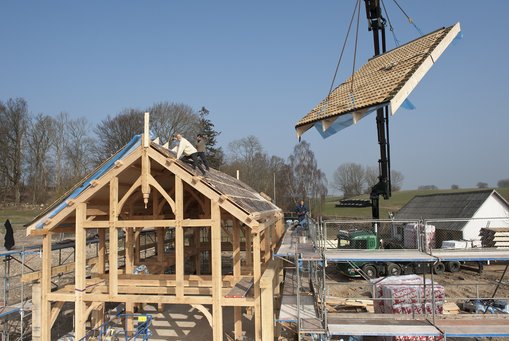 Oplev Jim Lyngvilds spændende vikingeborg | Se 13 smukke billeder