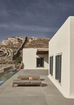 Sommervilla i de græske klipper